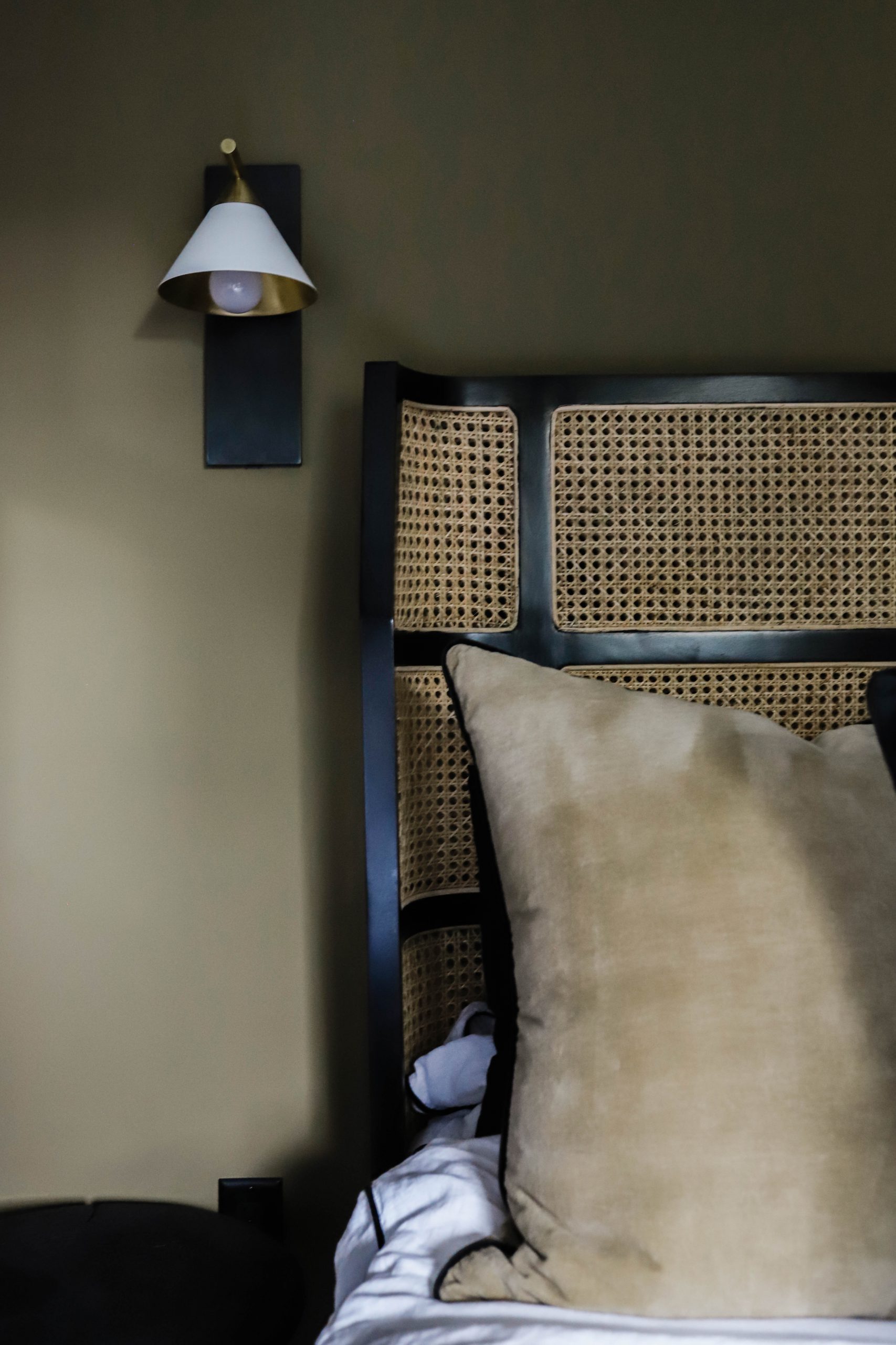 Past Covers - Paula Rallis - Charleston Home + Design Magazine, Home ...