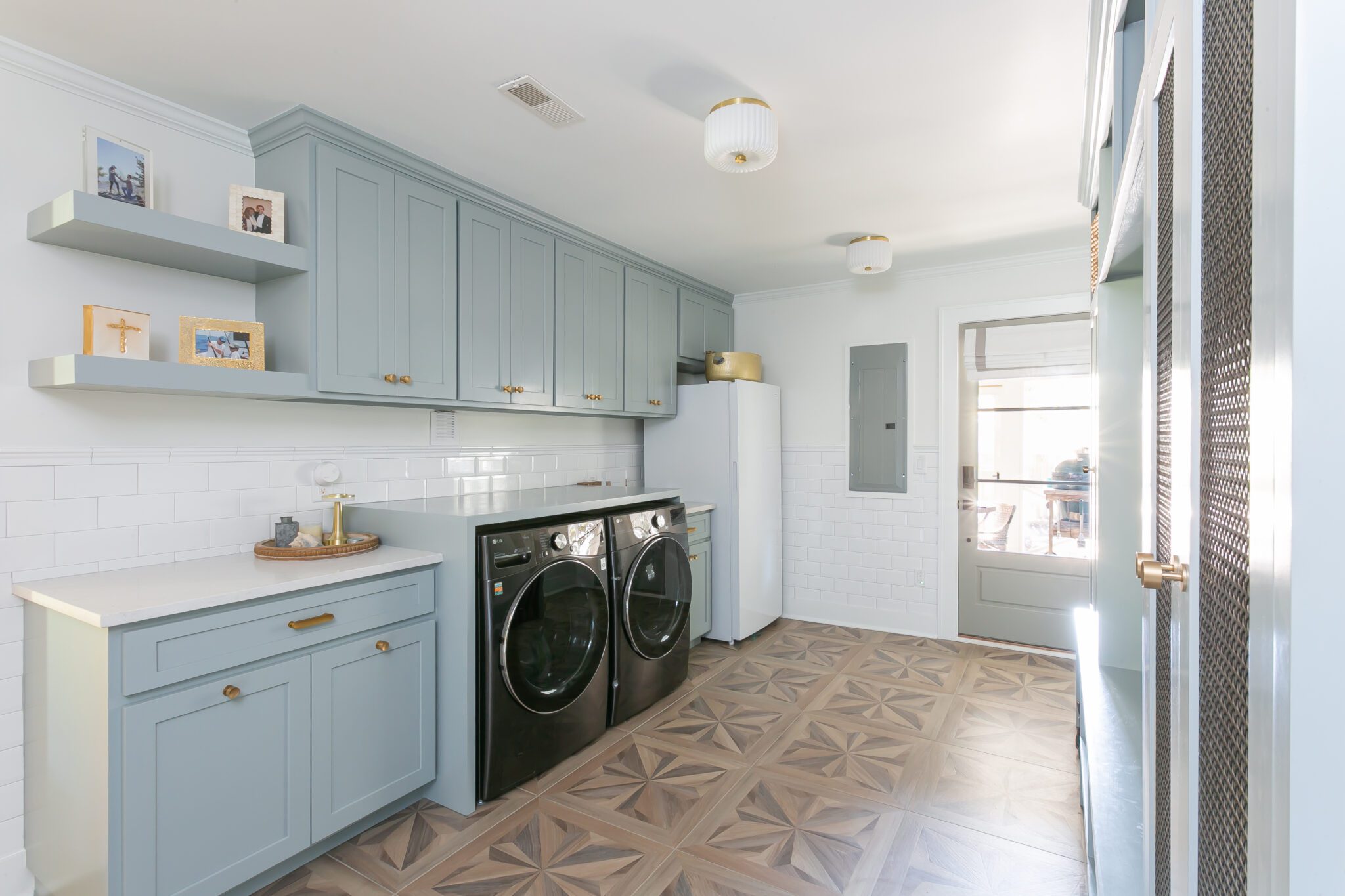 15 Local Laundry Rooms We're Jealous Of - Charleston Home + Design ...