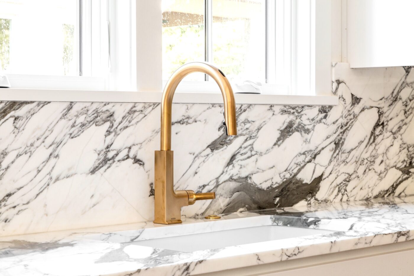 Local Inspo: Kitchen Counter-Splashes - Charleston Home + Design ...