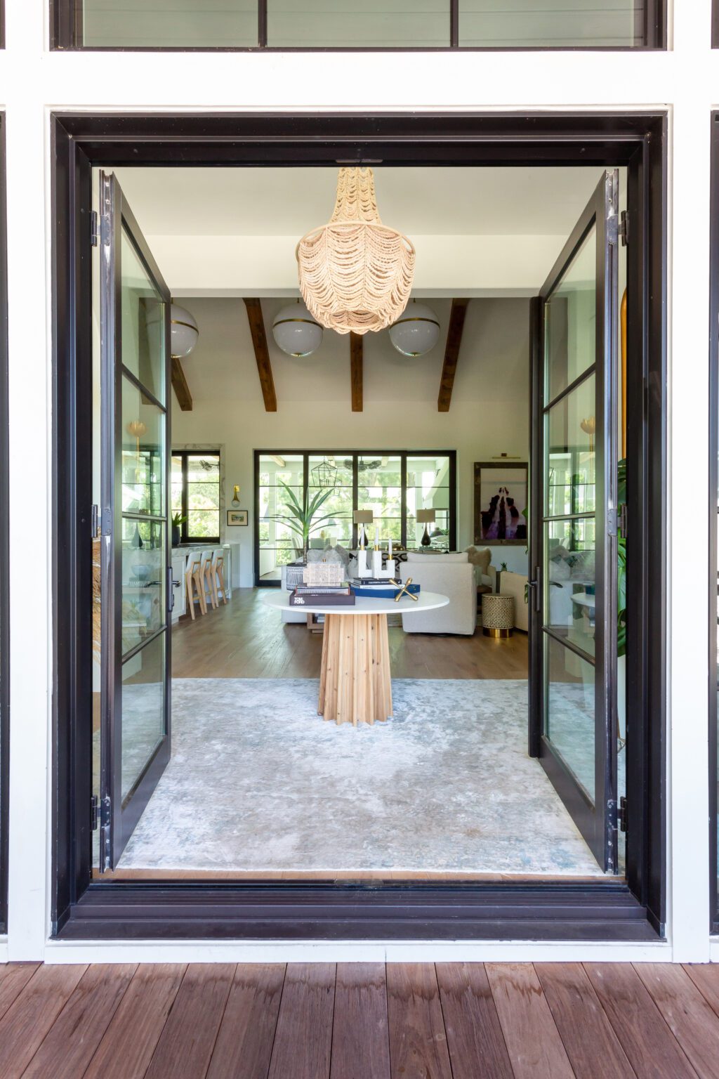 Laid-Back Luxury with Steven Shell Living - Charleston Home + Design ...